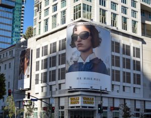 Burberry’s Marketing Strategy Explained - Marketing Explainers