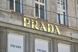 Prada’s Marketing Strategy Explained - Marketing Explainers